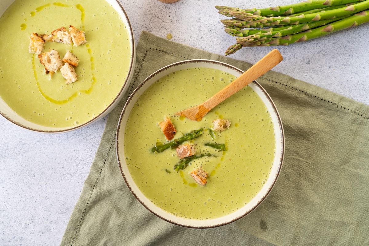 Velouté d'asperges vertes super crémeux - Healthy Lemon Life